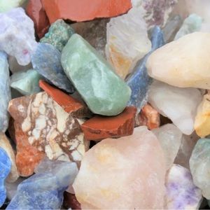 Accents | 2 Pounds Of Assorted Gemstones Crystals From Around The Globe ...